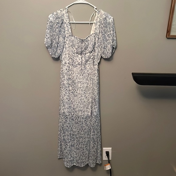 Sienna Sky | Dresses | Sienna Sky Mid Shin Dress | Poshmark